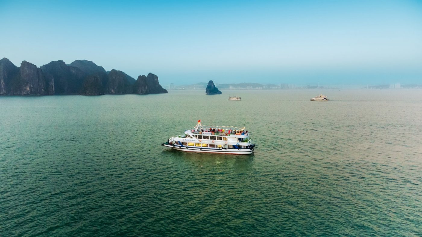 Ha Long Excursion 5 Stars Luxury Cruise with Buffet Lunch – HA LONG ...